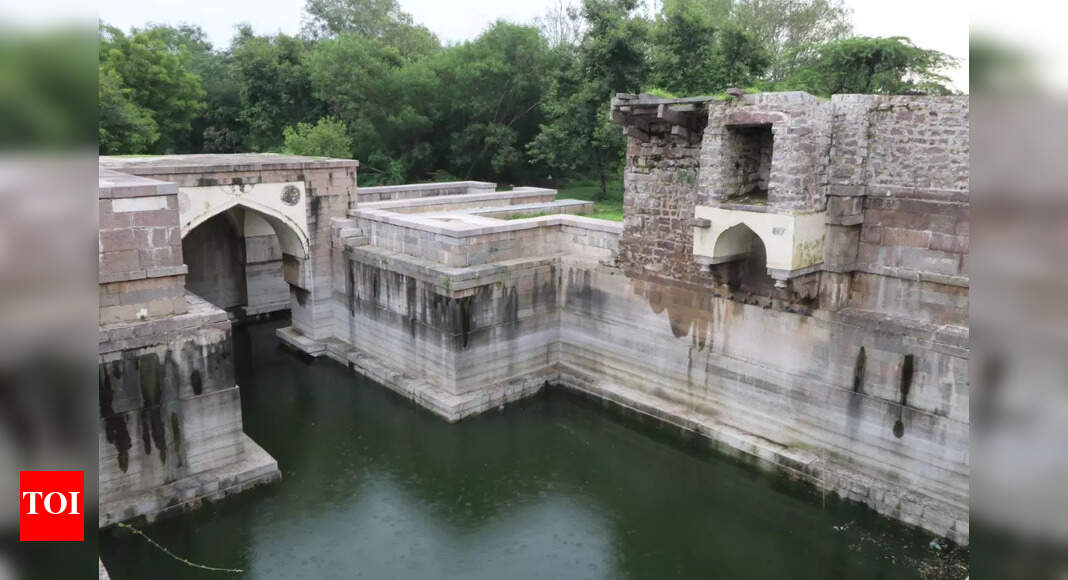 Unesco: Bowlis in Qutub Shahi Tombs bag UNESCO ‘award of distinction ...