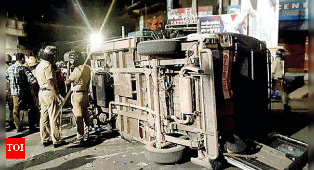 Vizhinjam: Thiruvananthapuram: 35 cops hurt as Vizhinjam police station ...