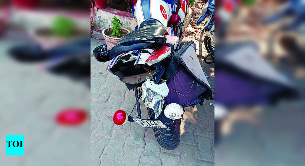 Hyundai: Two Cops On Night Patrol Injured After Car Hits Bike ...