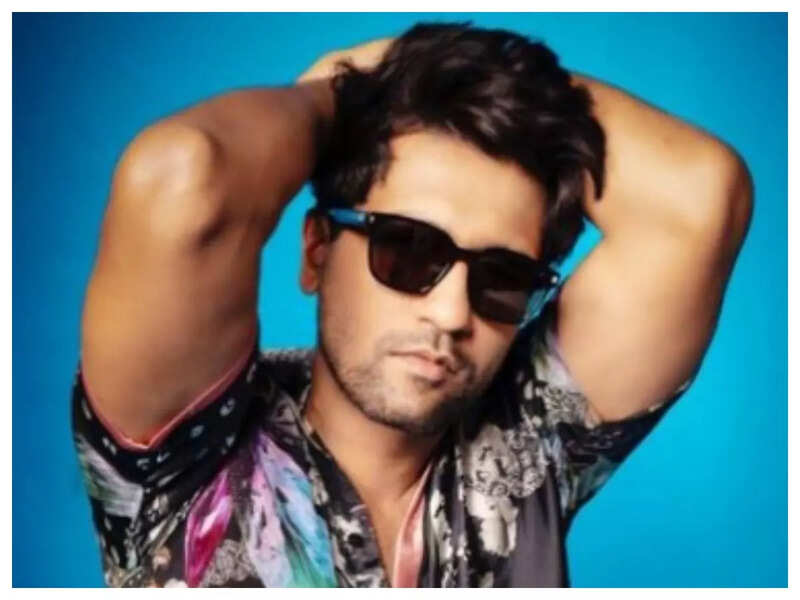 'Golden combination': Vicky Kaushal on Johnny Lever, Govinda, Kadar ...