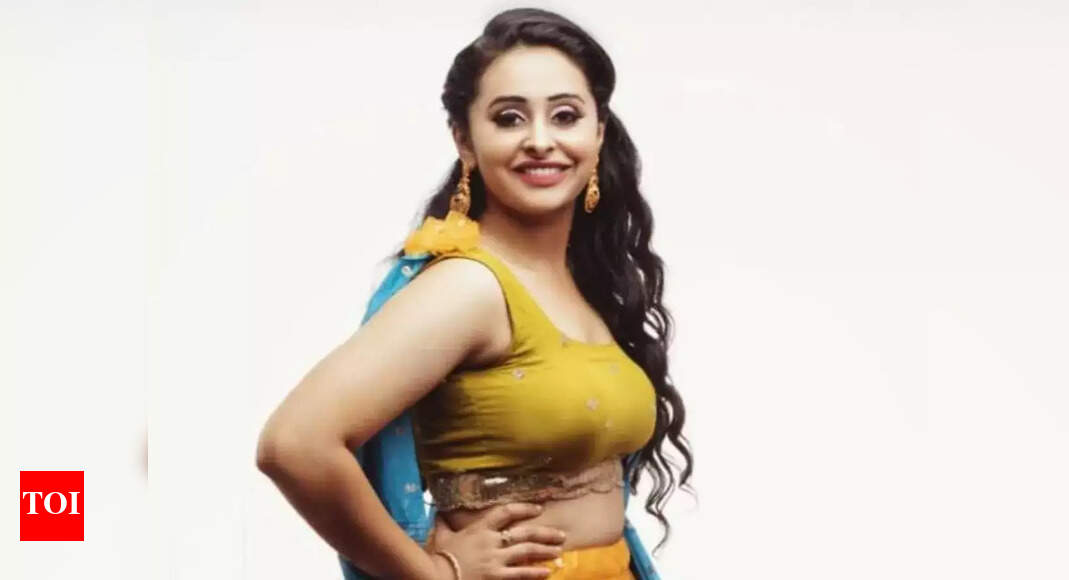 Sanjana Burli shares a BTS video from Puttakkana Makkalu's night shoot ...