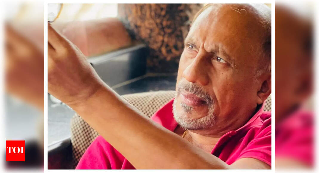 Director Bhadran says Mohanlal will make his perfect comeback with the ...