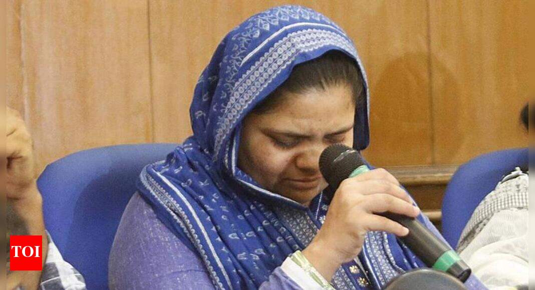 Bano: 2002 Gujarat riots: Bilkis Bano files plea in SC against release ...