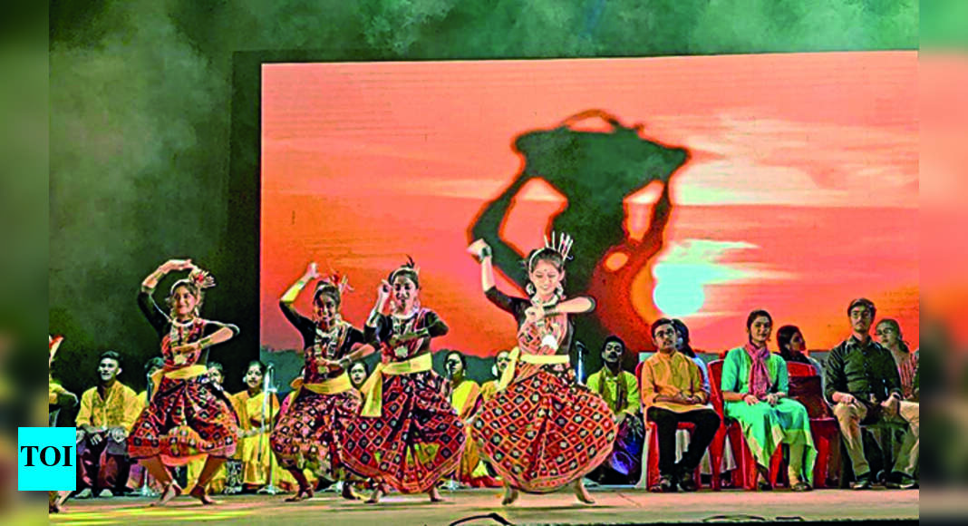 Rupashi Bangla: ‘rupashi Bangla’ Comes Alive At Kol School Event ...