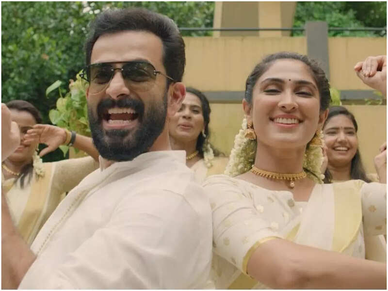 Planning to watch ‘Gold’? THIS peppy song ‘Thanne Thanne’ will give you ...