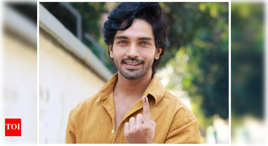Harsh Rajput takes a break from the shoot of Pishachini and flies to ...
