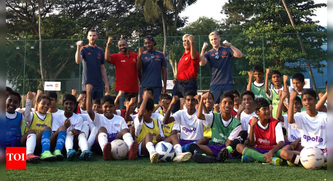 Manchester United trio launches grassroots project in India | Football ...