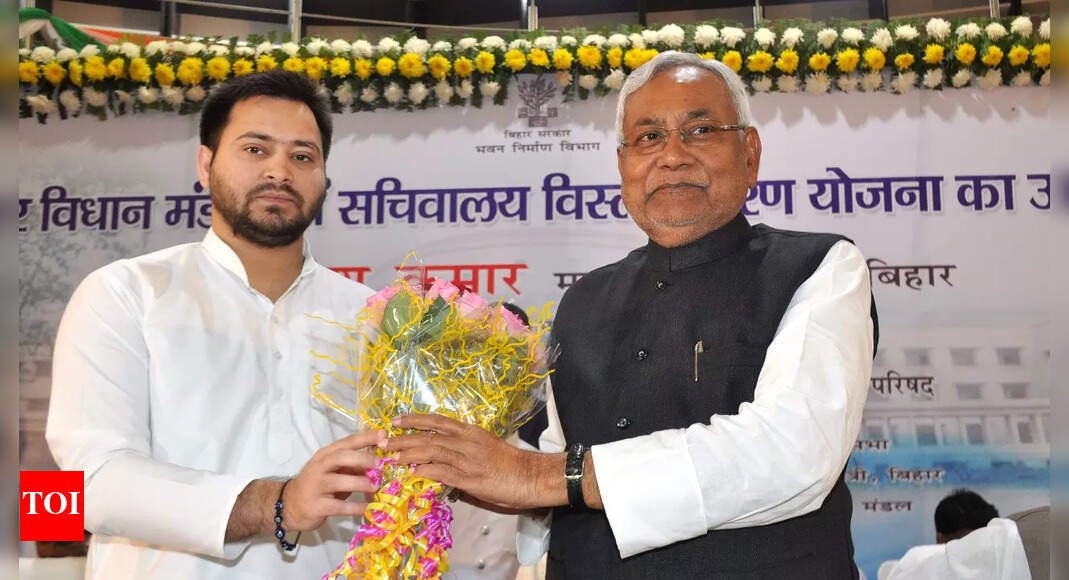 Nitish Kumar, Tejashwi Yadav address their first joint political rally since joining hands ...