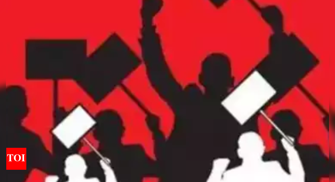 Uppcl: ‘drop Privatisation Plan’: Uppcl Staff Go On Indefinite Strike ...