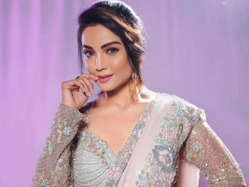 Playing Karuna in 'Hasratein' was challenging, says Adaa Khan - Times ...