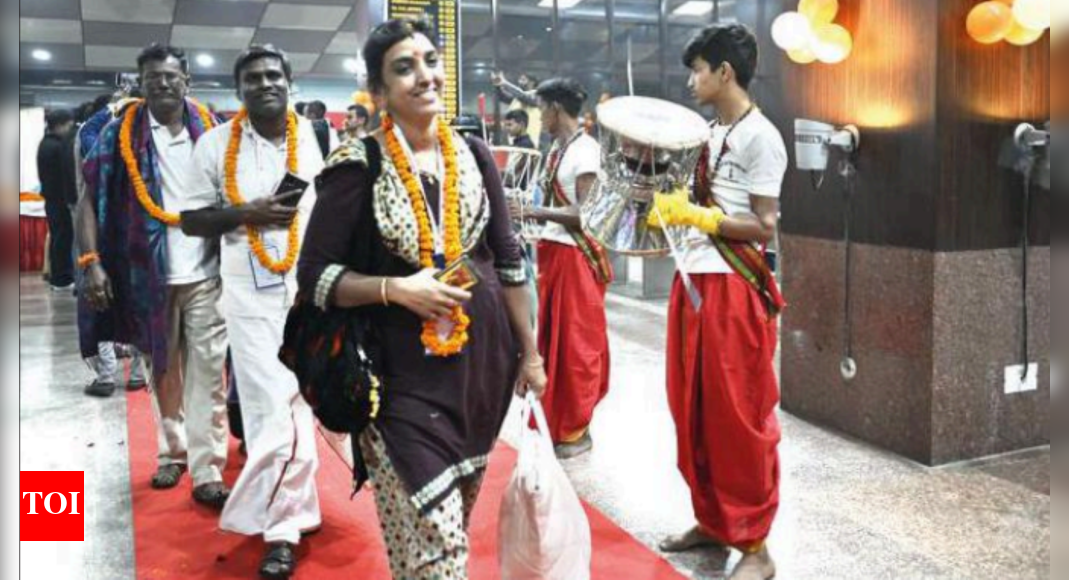 Soul connect: Seventh batch of 208 spiritual leaders visits Kashi ...