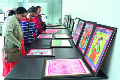 Folk Art Brings Out Essence Of Indian Culture At Exhibition | Lucknow ...