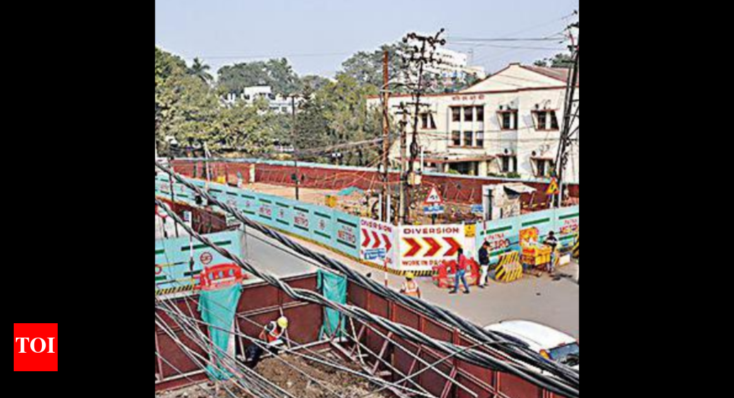 Patna: Traffic Diversion Near Akashvani Soon For Metro Rail Work ...