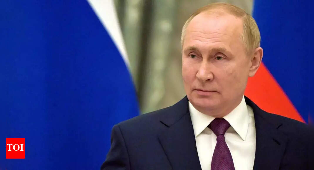 Putin fell down stairs & soiled himself, claims report amid health ...