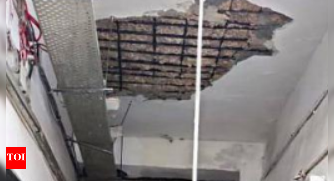Delhi: Portion of ceiling collapses at children’s hospital, no one hurt ...