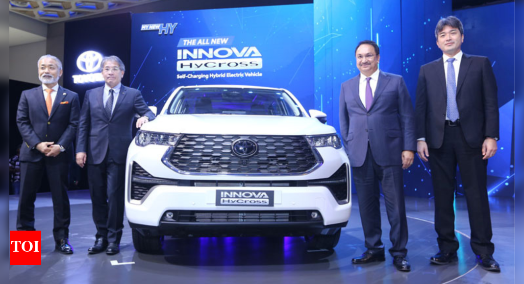 Innova: Toyota Innova Hycross India launch soon: Expected price, hybrid ...