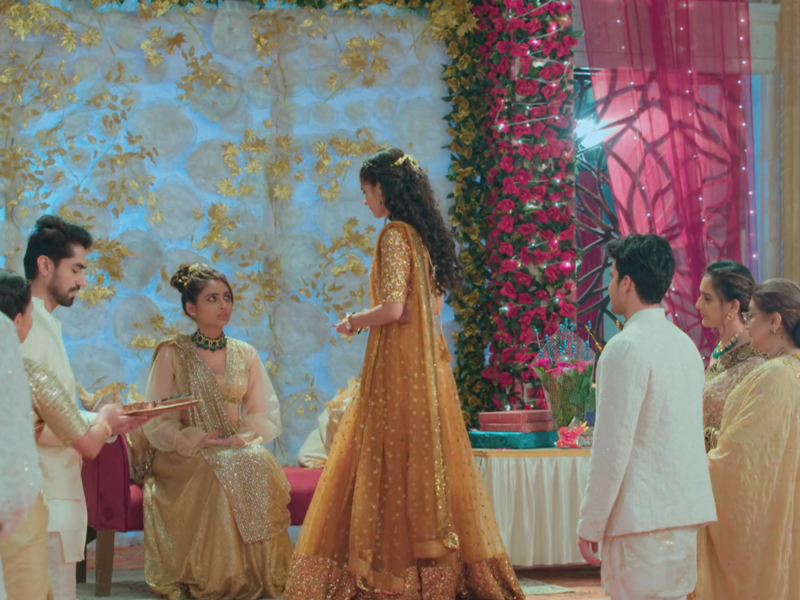 Yeh Rishta Kya Kehlata Hai update, December 5: Akshara warns Aarohi to stay within her limits ...