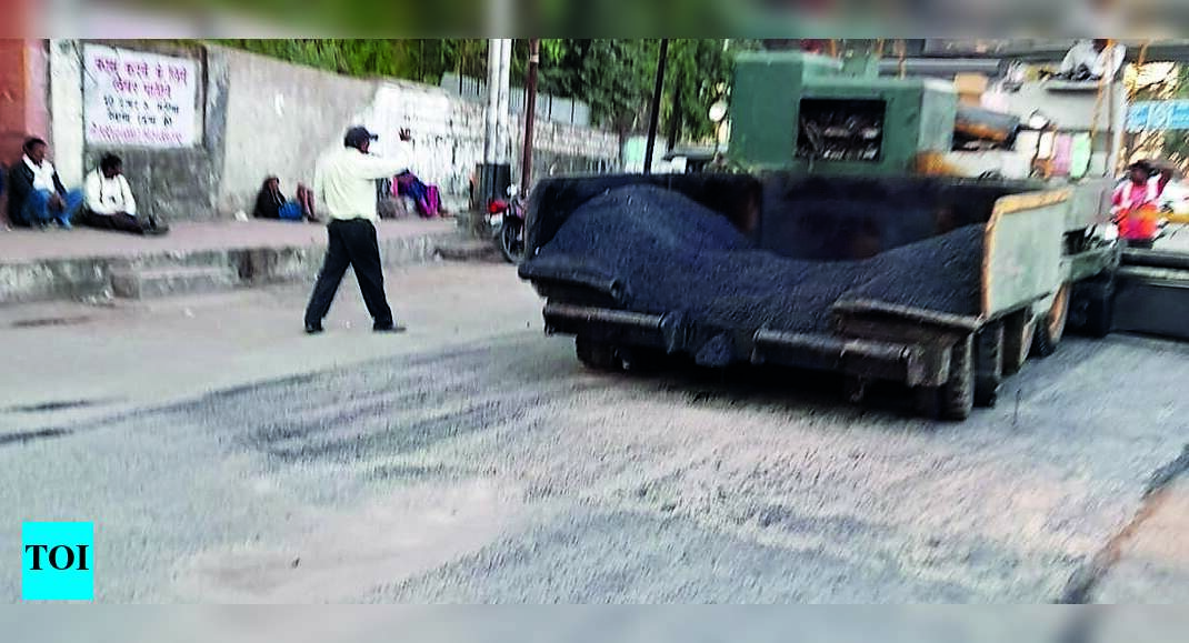 Days Before Being Razed, Railway Station Flyover Gets Makeover Before ...