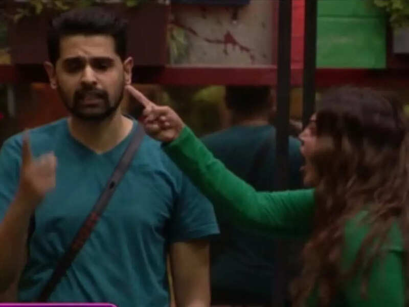 Bigg Boss Marathi 4: Rakhi Sawant intends to slap Aroh Welankar during ...