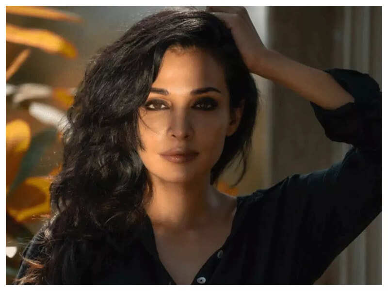 Flora Saini recalls being abused by her ex-boyfriend; reveals he almost ...