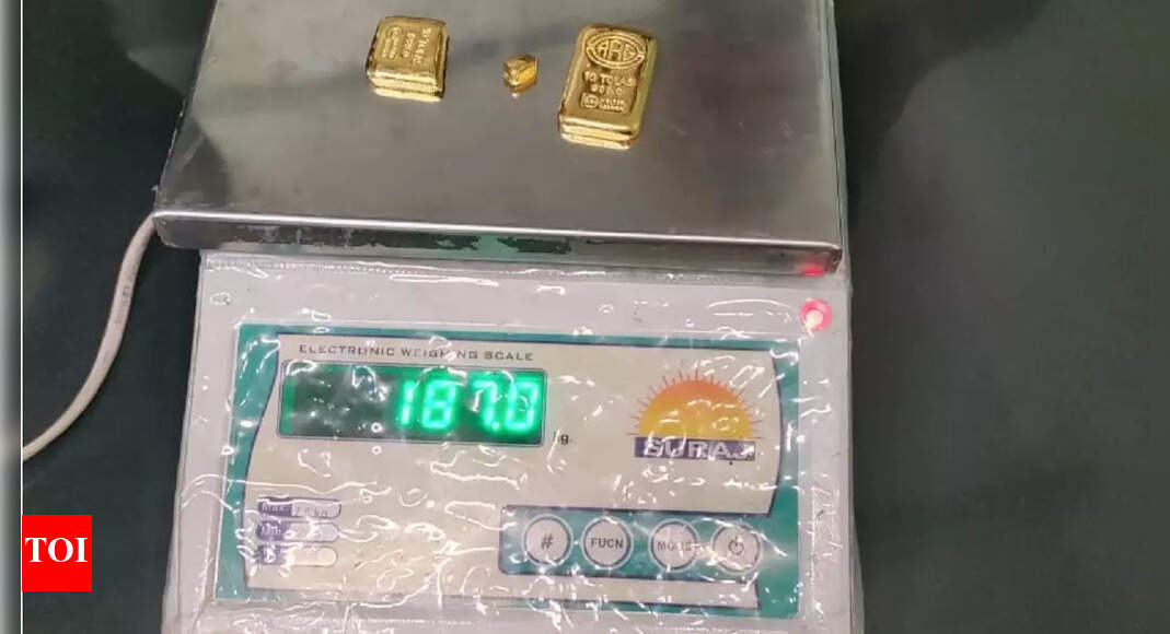 Customs seize gold worth Rs 10.21 lakh at Chandigarh airport | Ludhiana ...
