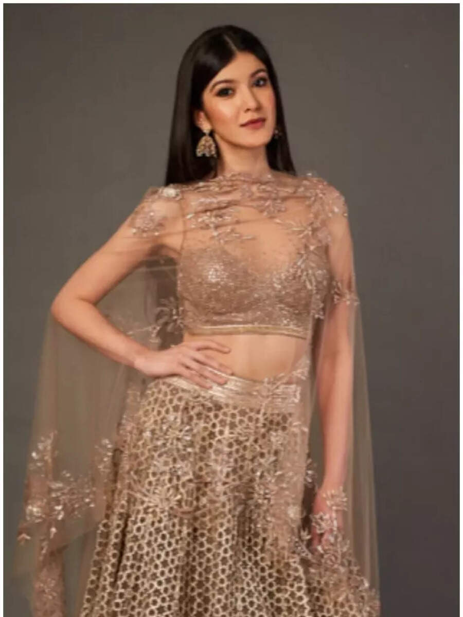 9 Times Shanaya Kapoor made heads turn in ethnic attires | Times of India