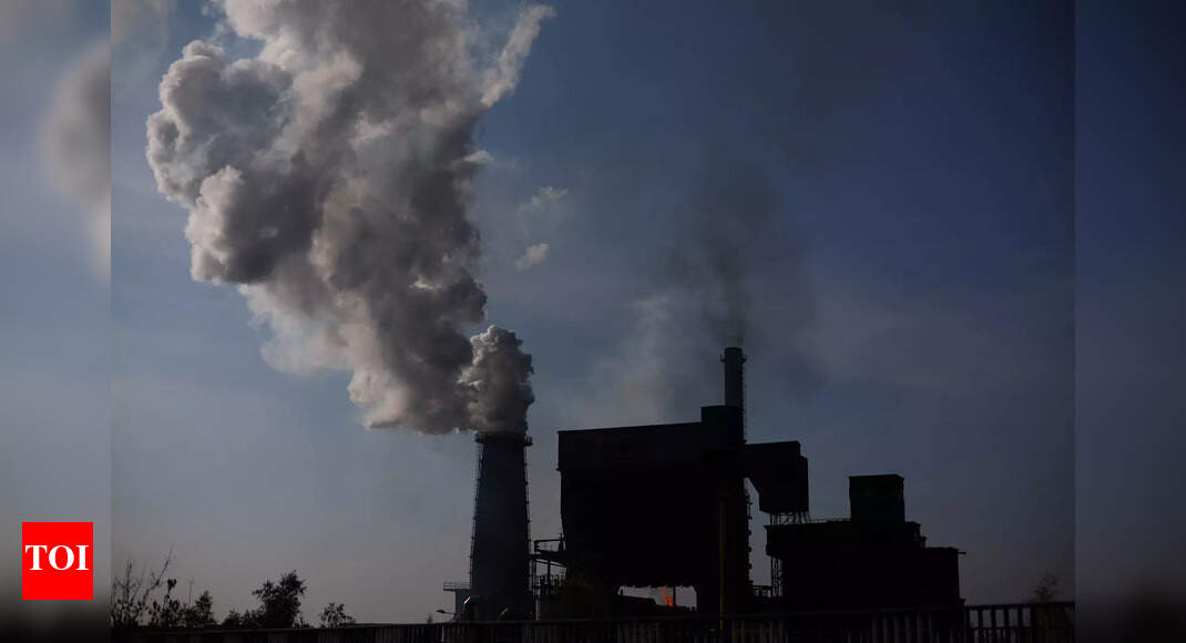 'Burn everything': Poland chokes on the smog of war - Times of India