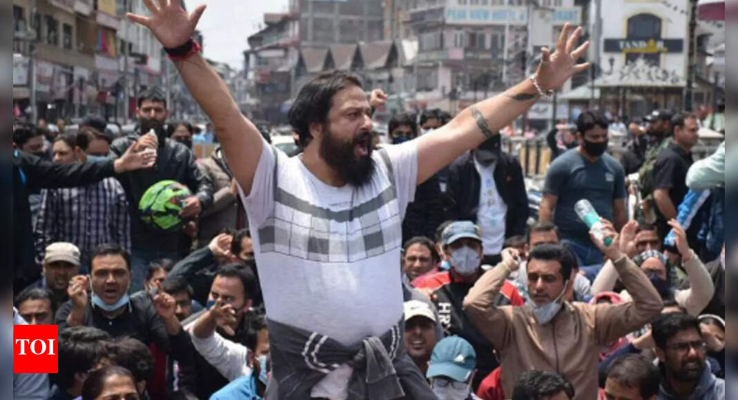 Supreme Court shuts last window for probe into 1989-90 Pandits ...