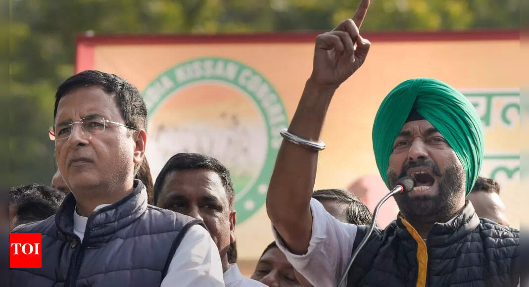 Jantar Mantar: Delhi Farmers Protest: Farmers stage protest in Delhi ...
