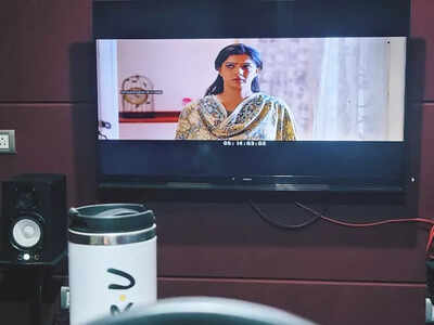 Varalaxmi starts dubbing for 'Sabari' | Tamil Movie News - Times of India