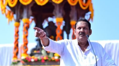 Shivaji kin Udayan Raje Bhosale now submits MoU against Maharashtra ...