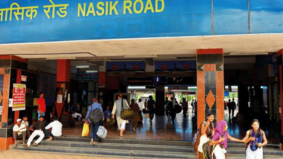No Battery Operated Cars At Nashik Road Railway Station Due To ...
