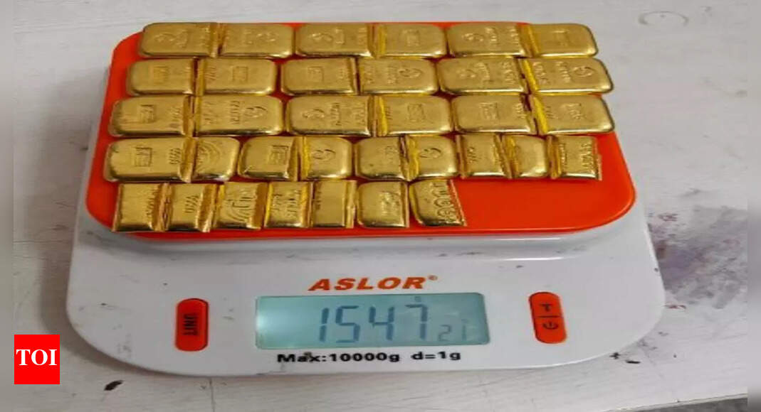 Gold worth Rs 1.37 crore seized at Hyderabad airport | Hyderabad News ...