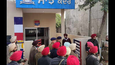 Attack on Tarn Taran police station conveys 'ominous signal' for Punjab, say opposition parties ...