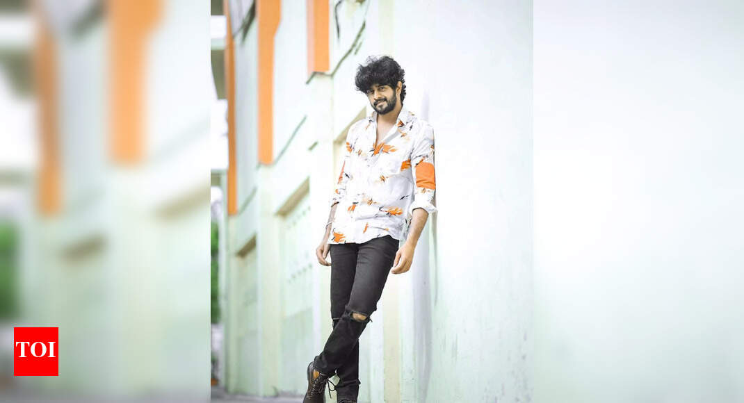 Shri turns college student, yet again, in new film | Kannada Movie News ...