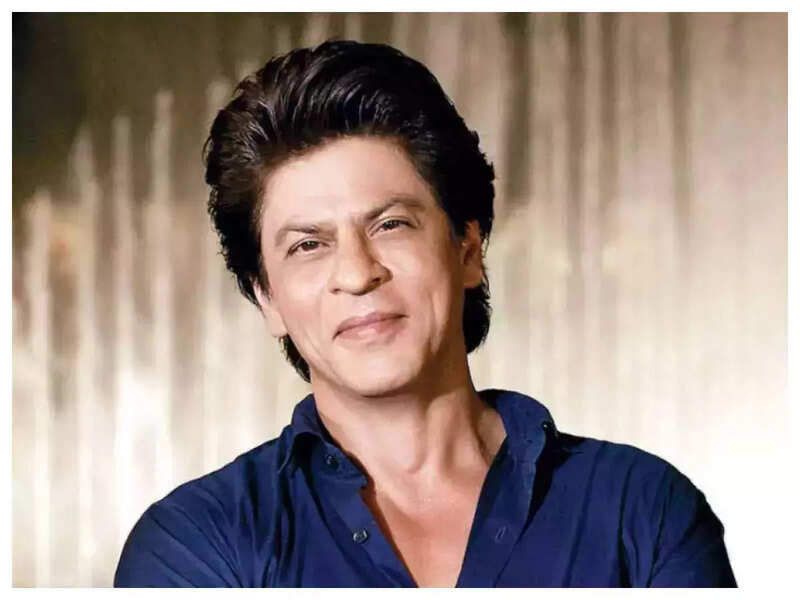 Shah Rukh Khan pays obeisance at Mata Vaishno Devi Shrine in Jammu and ...