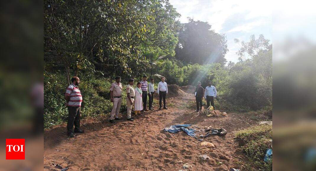 Illegal sand mining site at Uguem raided | Goa News - Times of India