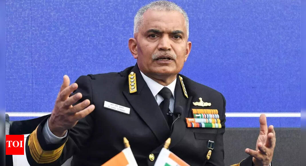 Navy chief begins Lanka tour today | India News - Times of India