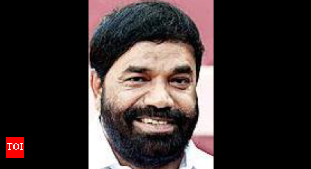 Congress: Vasavan's jibe on Congress sparks row | Thiruvananthapuram ...