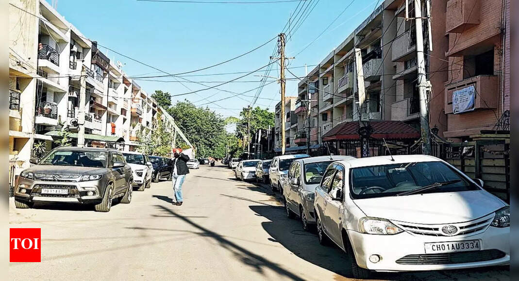Pay To Park Outside Houses: New Plan To Kick Off From Sector 35 D ...