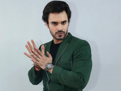 Tashan -E-Ishq fame Ayush Khatri talks about getting marriage proposals from female fans - Times ...