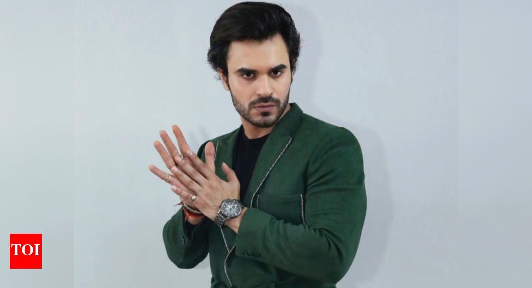 Tashan -E-Ishq fame Ayush Khatri talks about getting marriage proposals from female fans - Times ...
