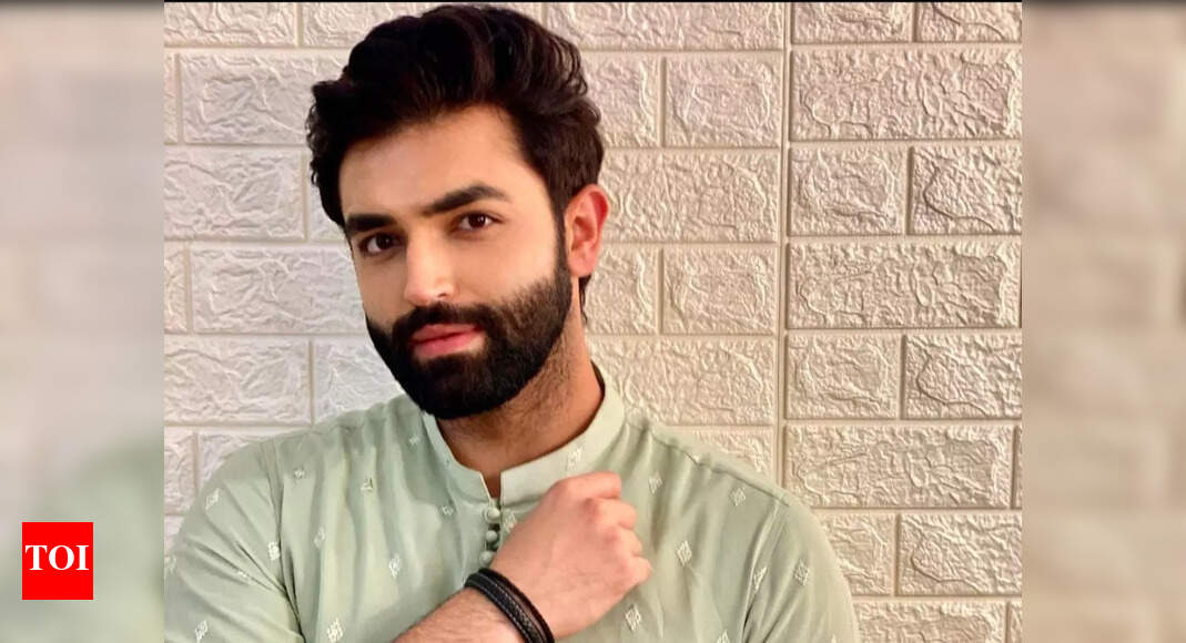 Actor Akash Jagga recalls his building guard not recognising him ...