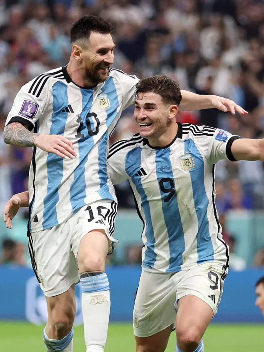 Messi and Alvarez fire Argentina past Croatia into World Cup final ...