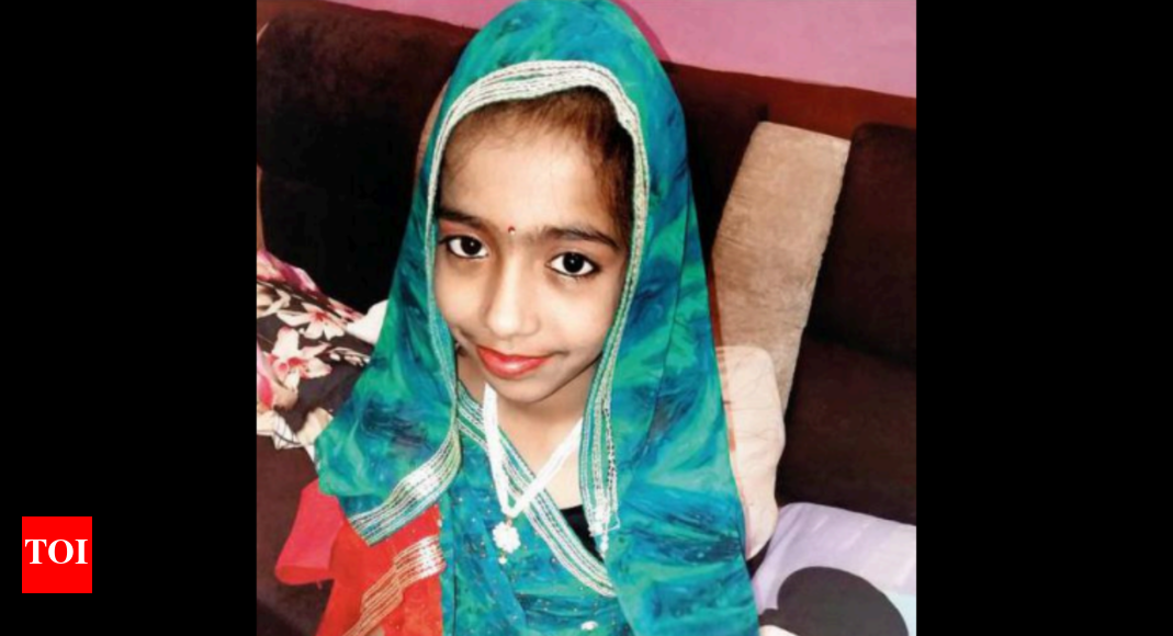 Kin of girl run over by car in Delhi donates eyes, may give body for ...