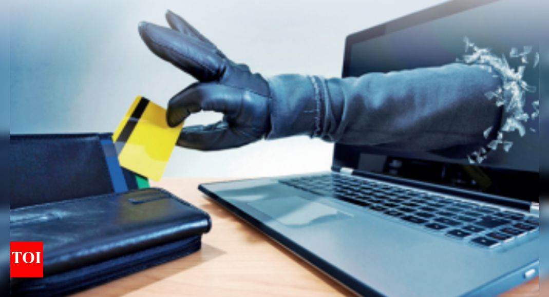 Data theft: Pune DoT staffer who sold personal info held | Mumbai News ...
