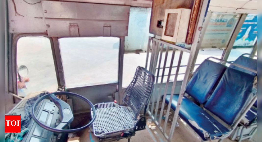 Tnstc: Tnstc Drivers On Duty Get Away With Mobile Use | Madurai News ...