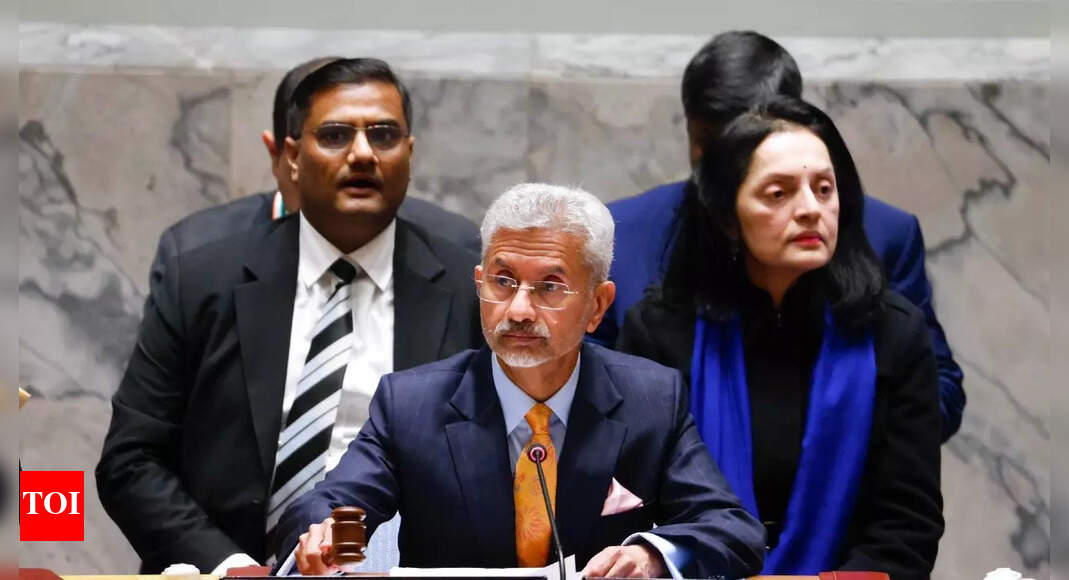 India slams Pakistan for raking up Kashmir issue in UN | India News ...