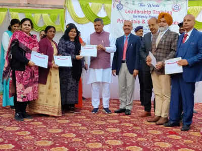 Two-week leadership training for newly promoted principals concluded at ...