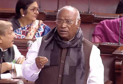 'Chinese glasses' covering 'red eye' of Modi govt , says Congress chief ...